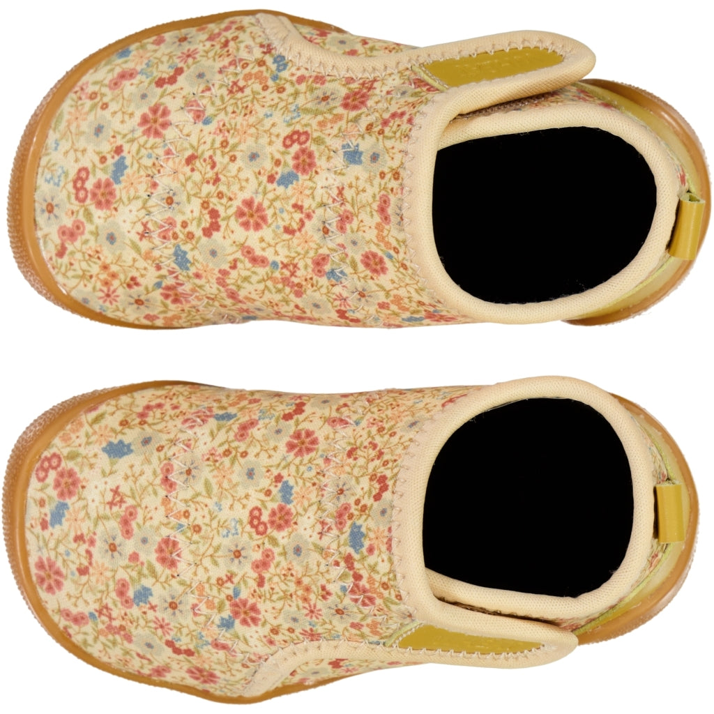 Shawn Strandschuh - small porcelain flowers – Wheat.de